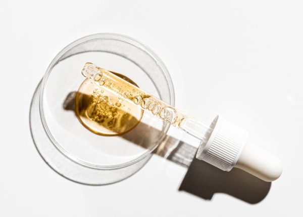 Retinol vs. Retinoids: What's the Difference and Which One Should You ...